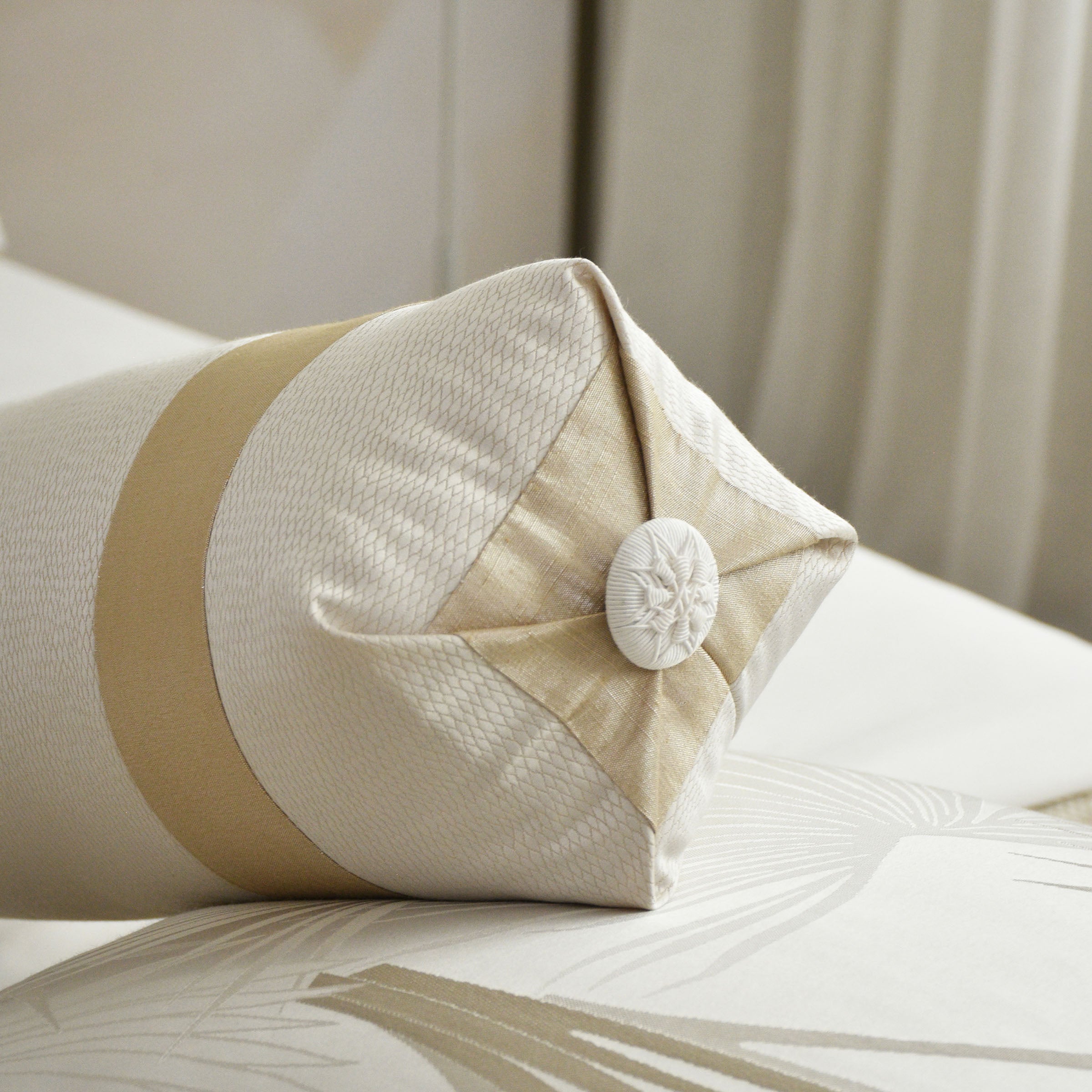 Buy 13*13*62 SKJH Mary Spliced Candy Cushion (with filling) - ECC071 ...