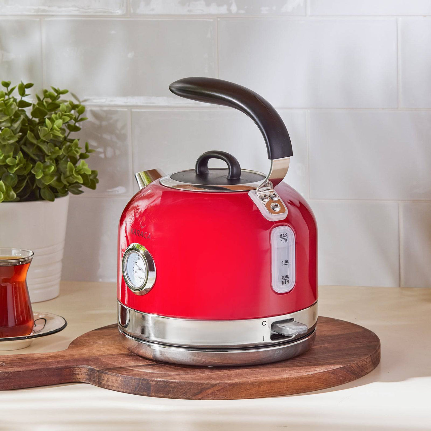 Karaca Retro 2152 Red Retro Kettle 153.03.06.2559
