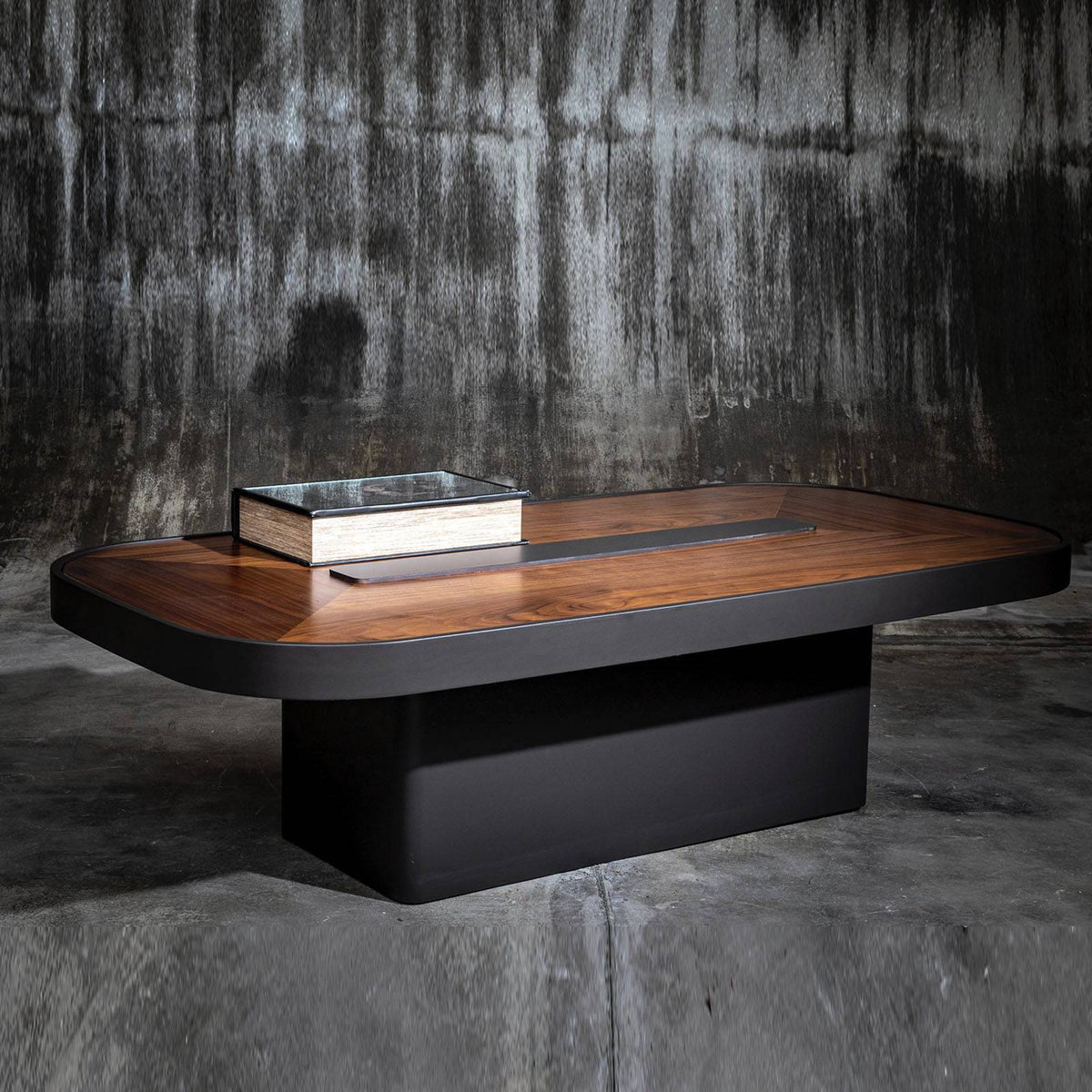 Platinum Veneer Center Table Plat005