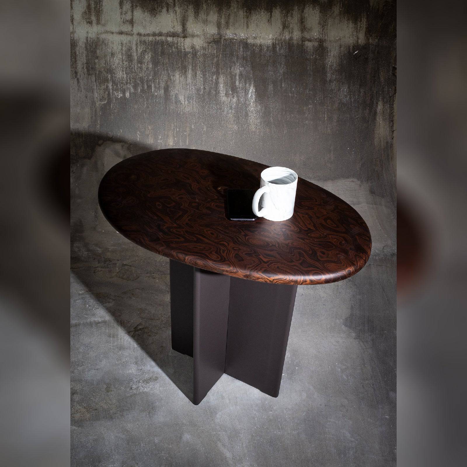 Radical Side Table Radic-007S | ebarza