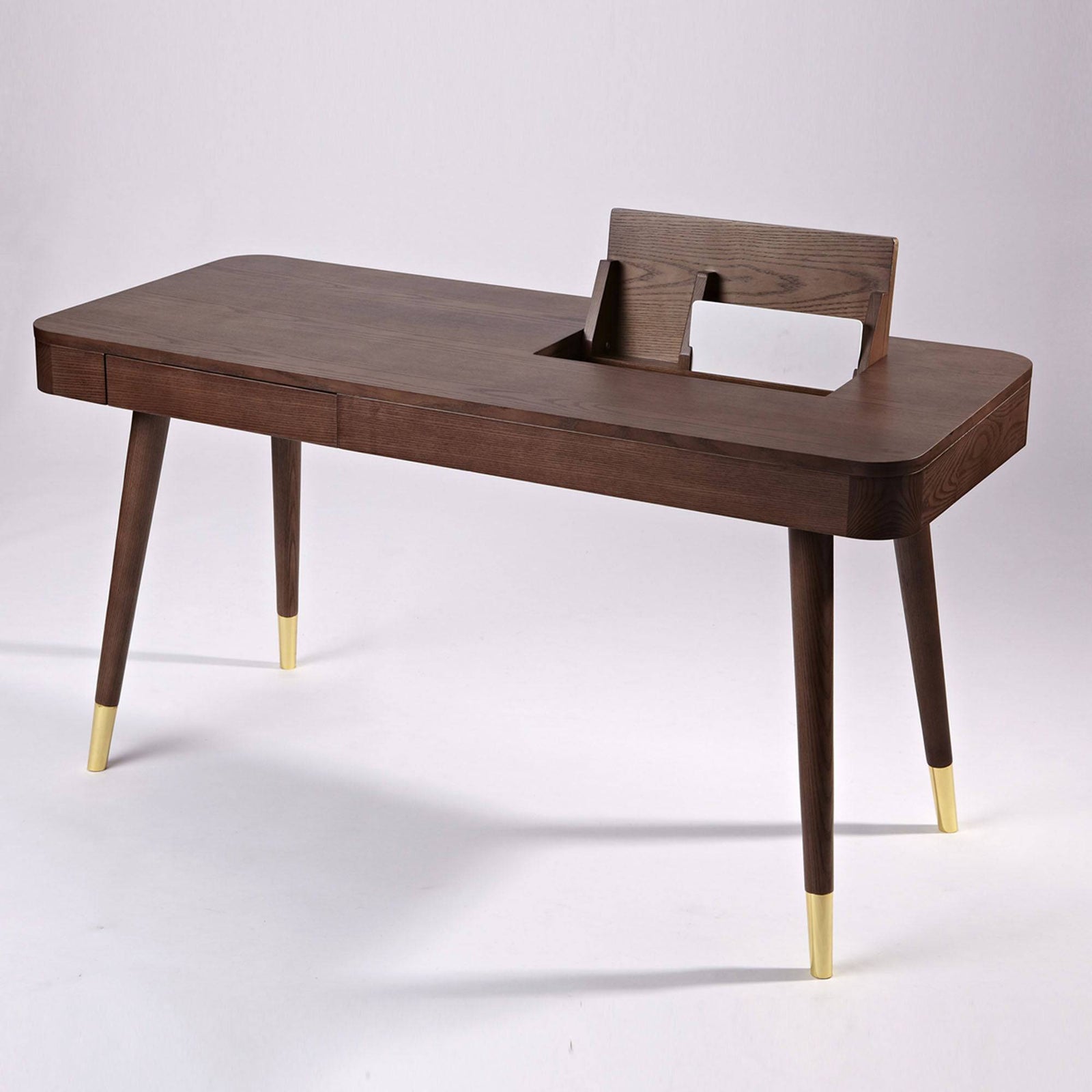 Ringsted Walnut- Golden base Desk 140 cm SMZ16220B-W
